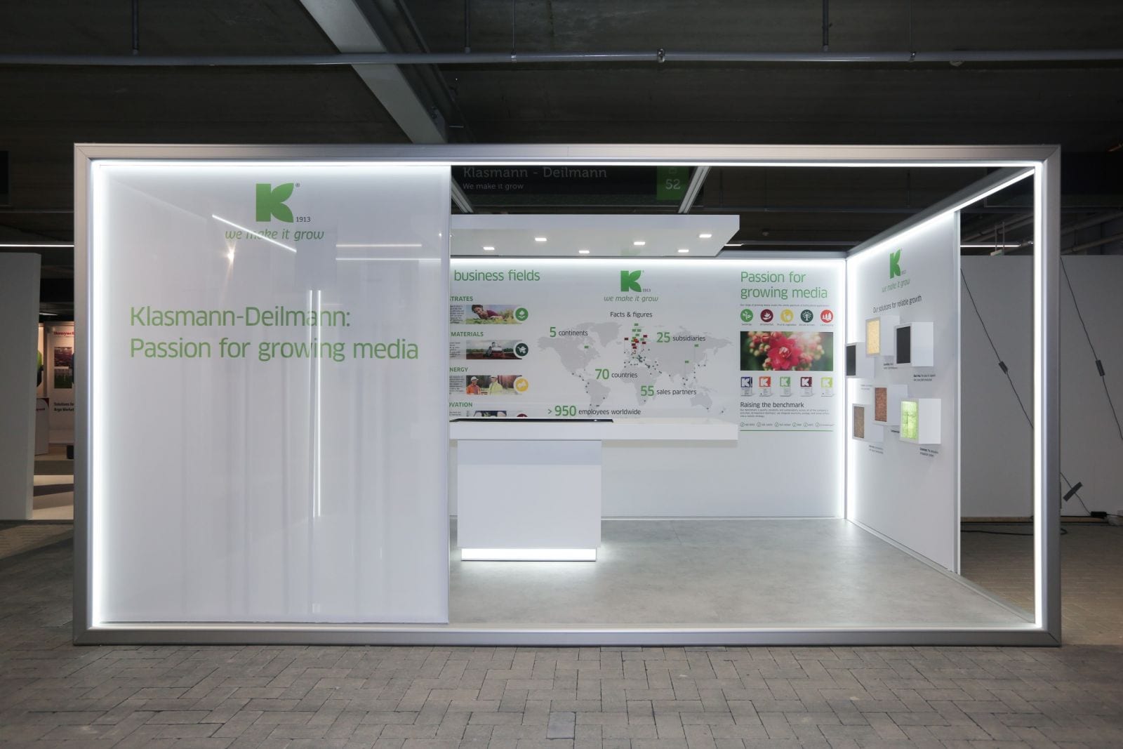 Aluvision Modular Exhibit Structures - FrontLine Exhibits